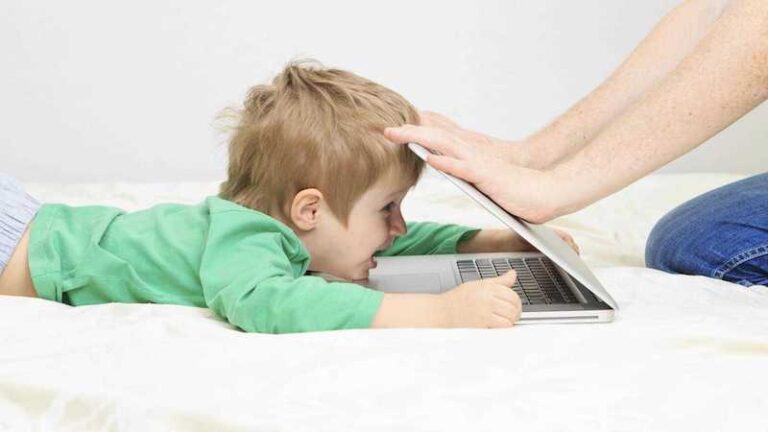 Ten tips to prevent your child’s gadget addiction – GadgetsFind